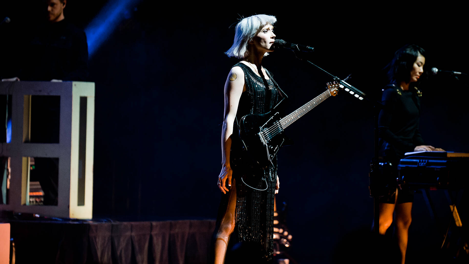 St. Vincent at Chicago Theatre concert pictures