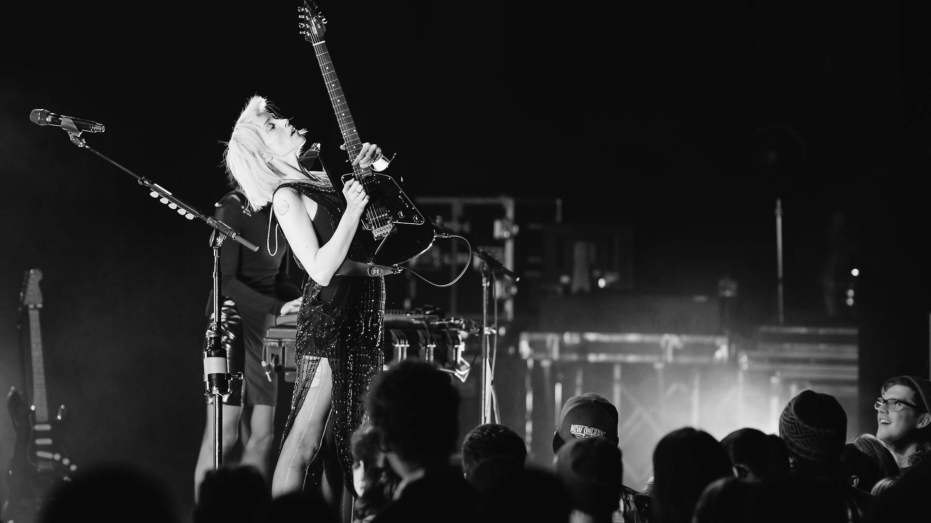 St. Vincent at Chicago Theatre concert pictures