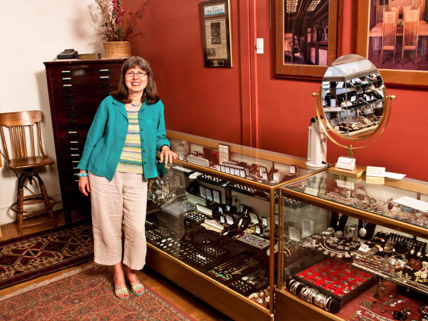 Best antique stores in Chicago