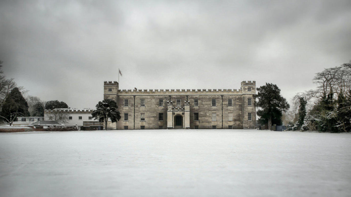 36 peaceful pictures of London in the snow