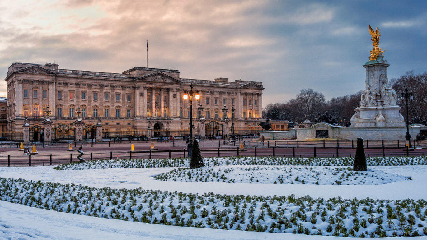 36 peaceful pictures of London in the snow