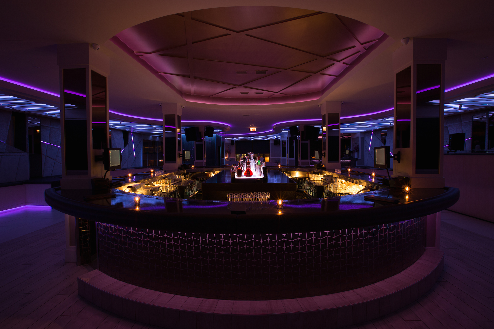 Shay Chicago | Bars in River North, Chicago