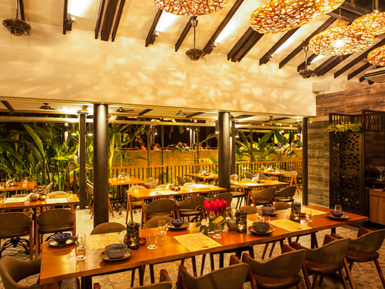 12 Best Tropical Cafes in Singapore To Live Your Best Island Life