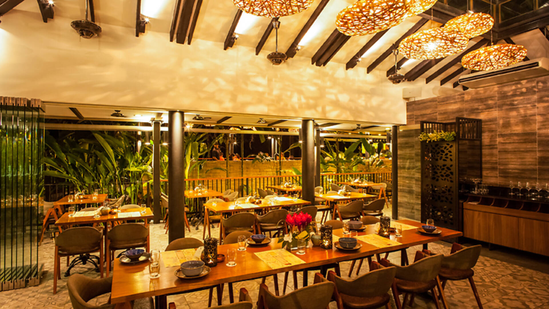 12 Best Tropical Cafes in Singapore To Live Your Best Island Life