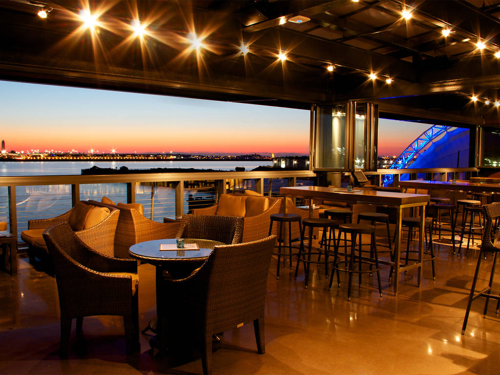 21 Best Rooftop Bars in Boston: Outdoor Restaurants with a View