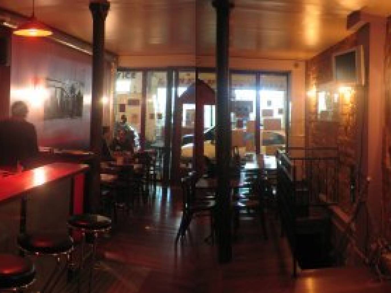 Lesbian bars | Bars and pubs | Paris