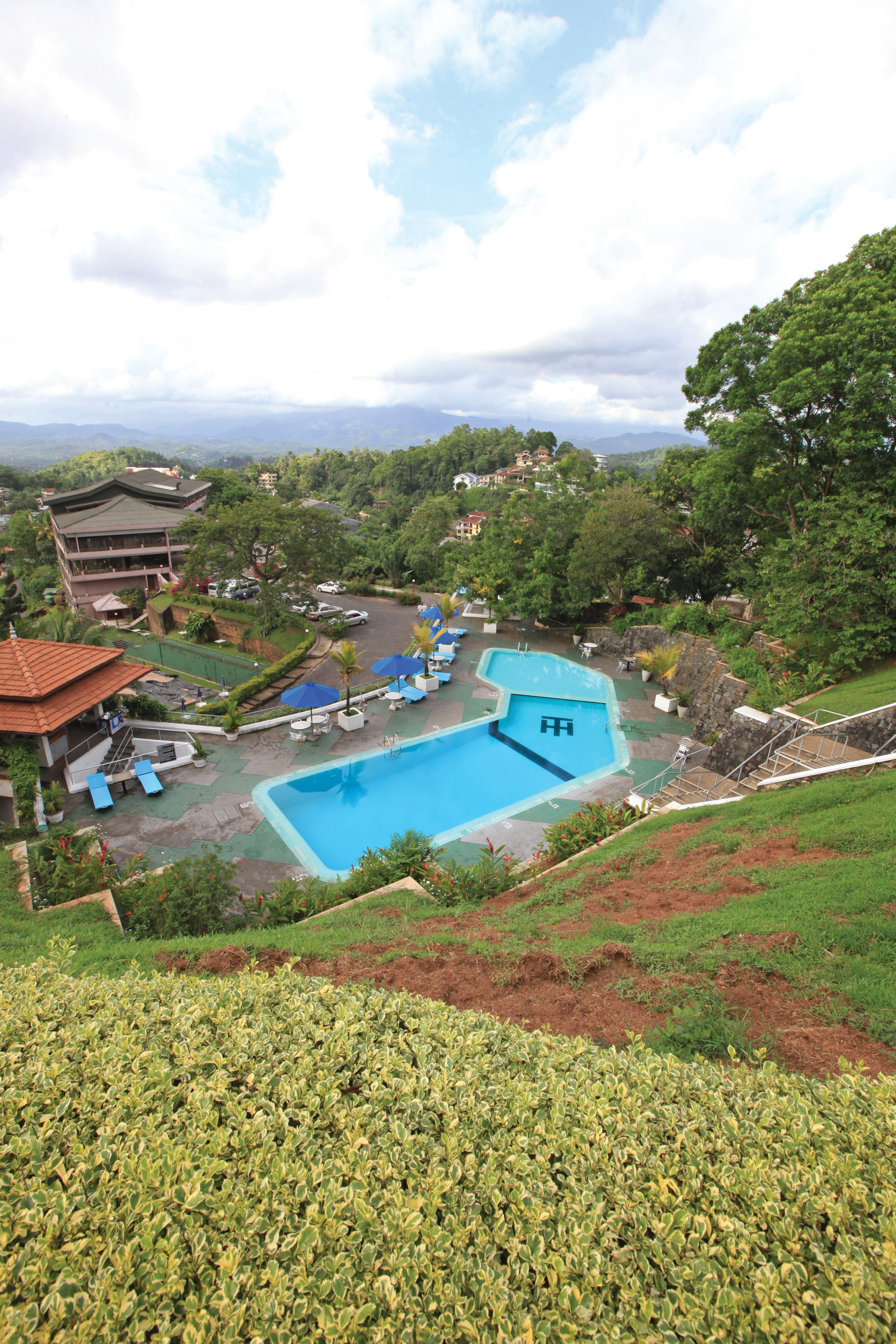 Hotel Topaz | Hotels in Kandy, Sri Lanka