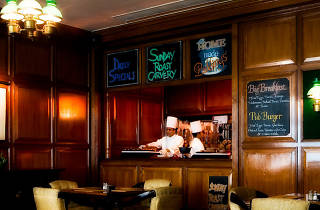 Cheers Pub | Bars and pubs in Colombo 3, Sri Lanka