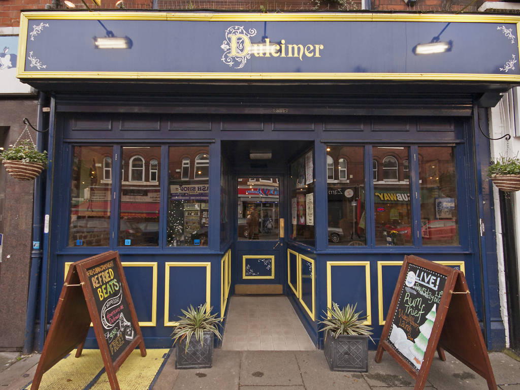 16 Great Outdoor Drinking Spaces and Beer Gardens in Manchester