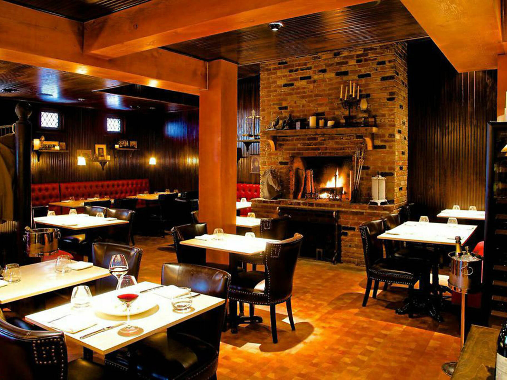 Romantic restaurants in DC, date ideas for a special occasion