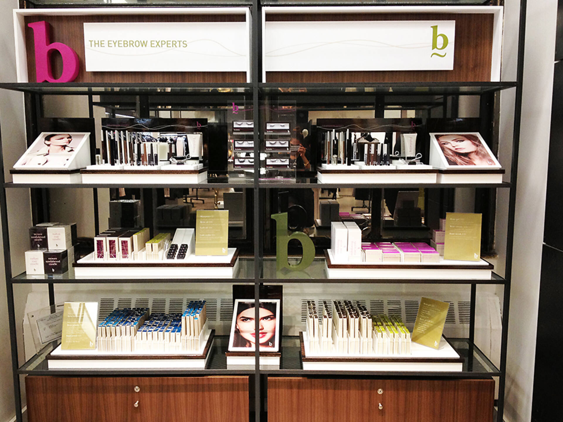 Best brow bars in NYC for eyebrow threading, tweezing or waxing