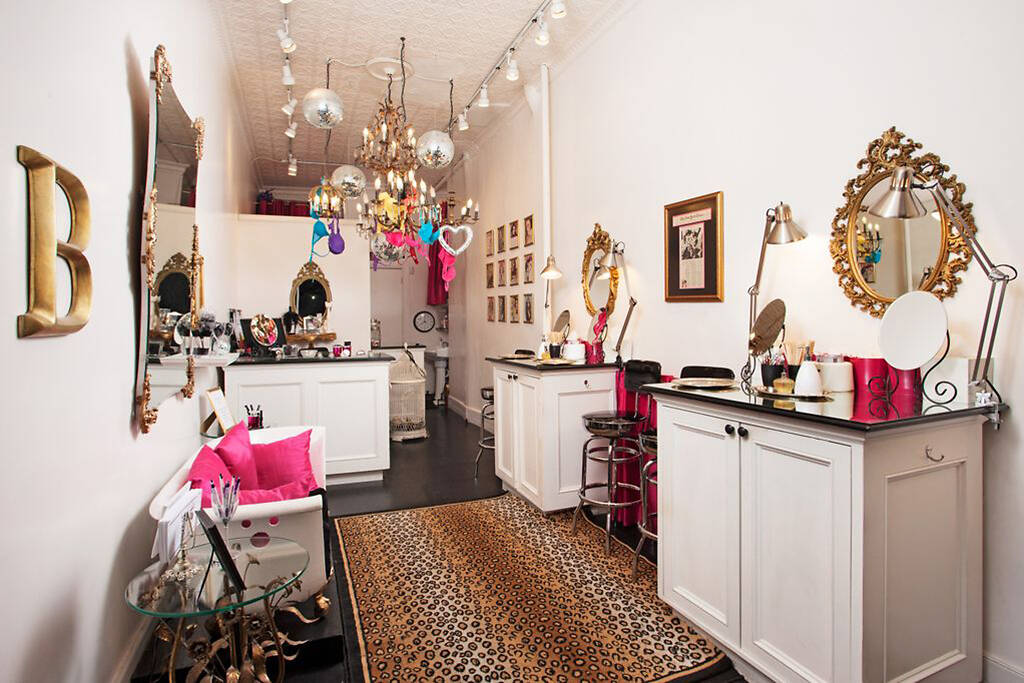 Best brow bars in NYC for eyebrow threading, tweezing or waxing