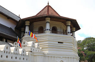 Sri Dalada Maligawa | Art in Kandy, Sri Lanka