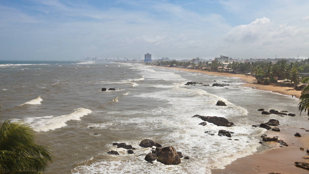 Mount Lavinia Beach | Things to do in Mount Lavinia, Sri Lanka