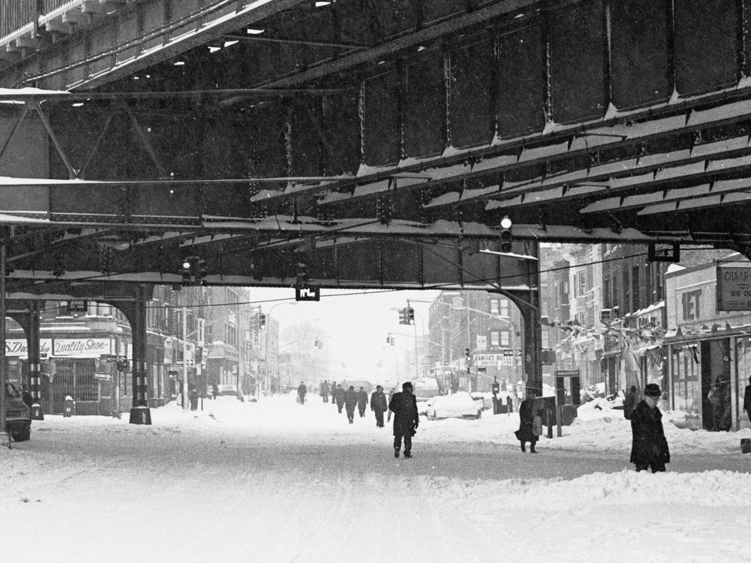 See photos of NYC in snowstorms through the decades