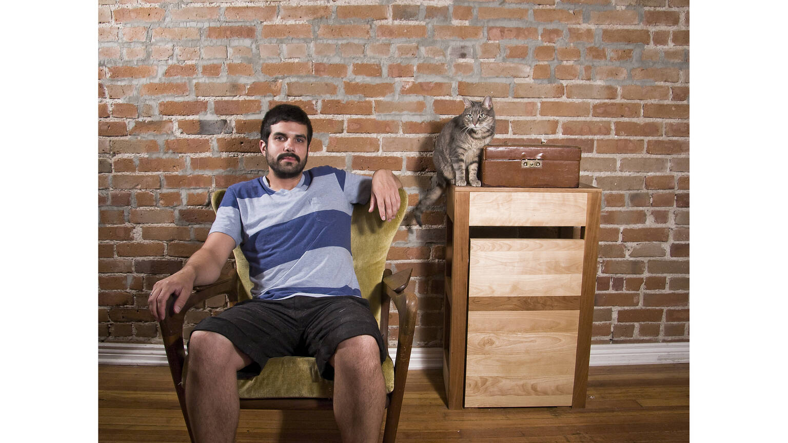 See adorable photos of New York men with their cats