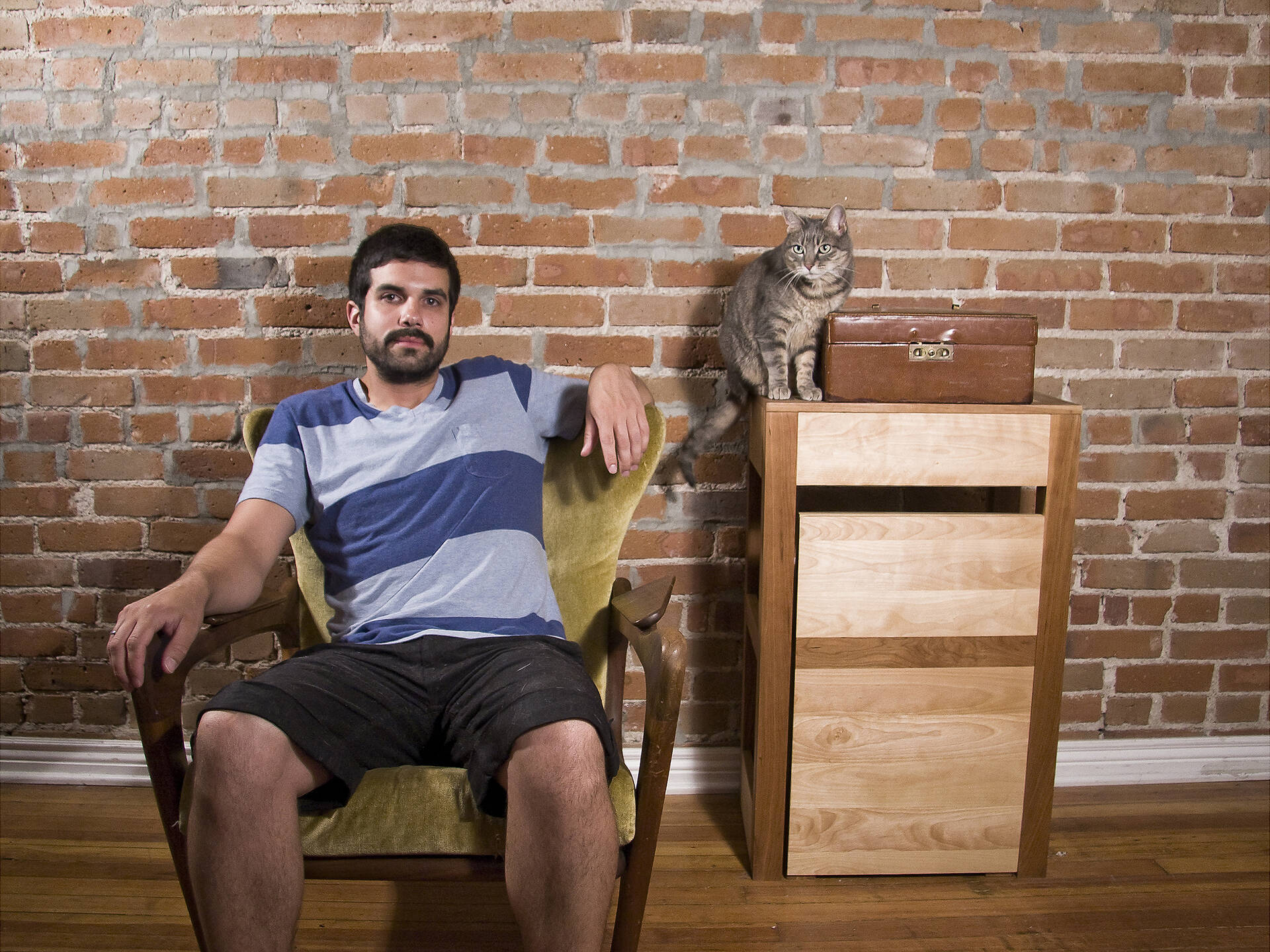 See adorable photos of New York men with their cats