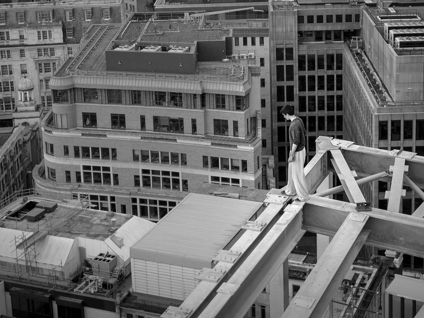 30 pictures of urban explorers in London