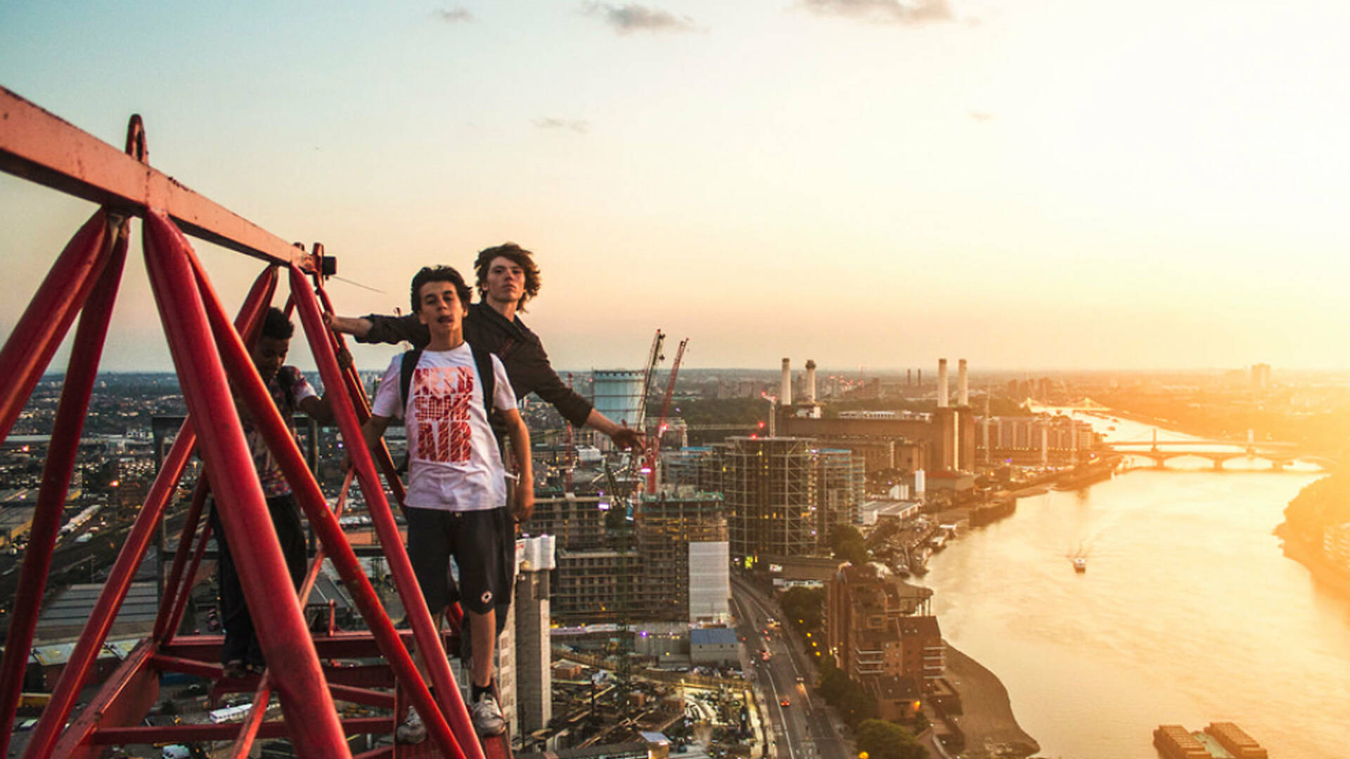 30 pictures of urban explorers in London