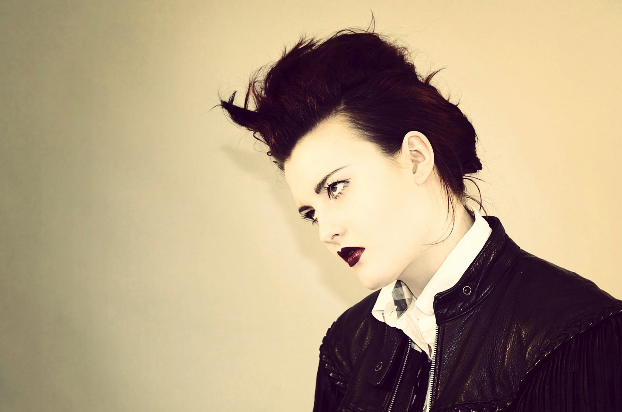 Ren Harvieu | Music in London