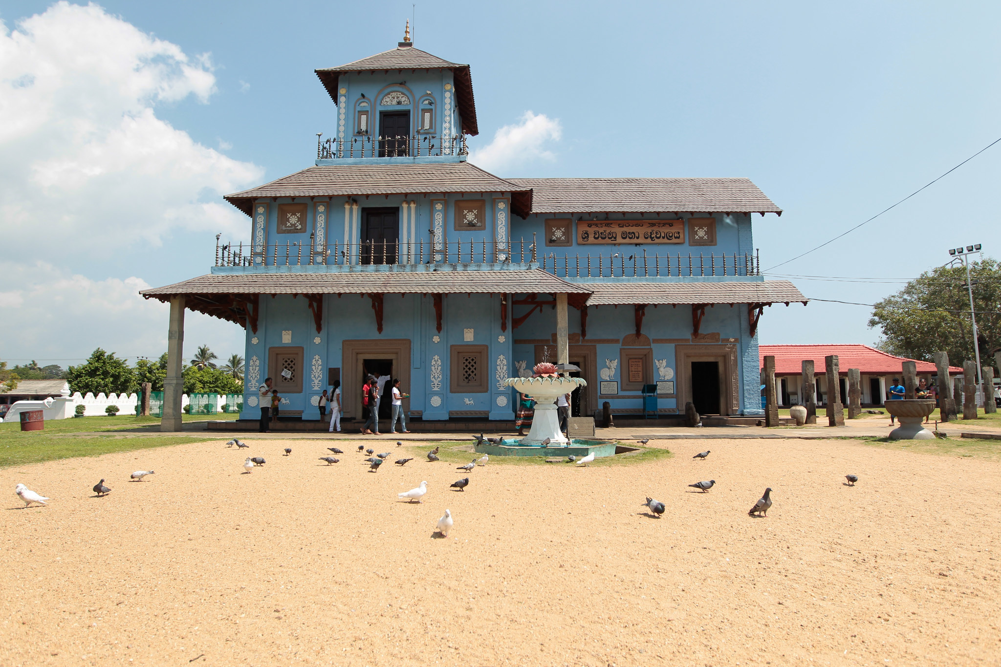 Devundara Devalaya | Art in Devinuwara, Sri Lanka