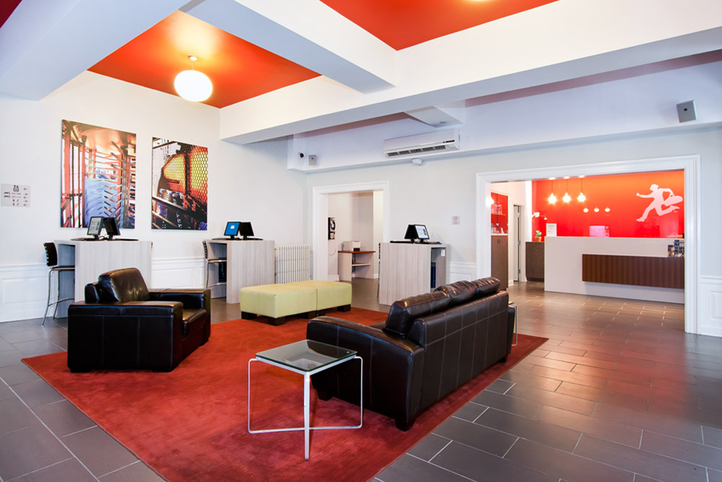 Chicago Getaway Hostel | Hotels in Lincoln Park, Chicago