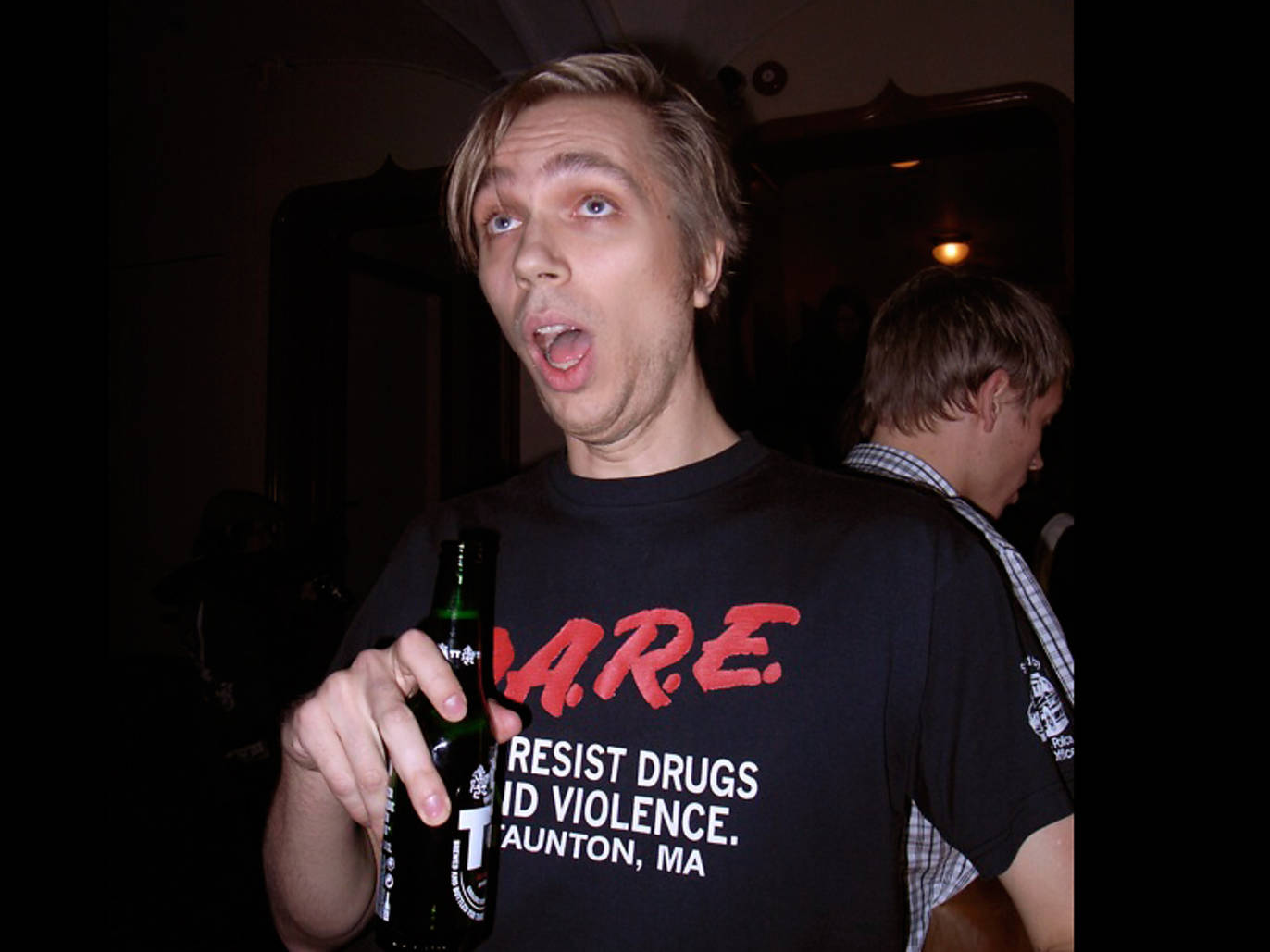 Fashion trends and accessories popular in 2005