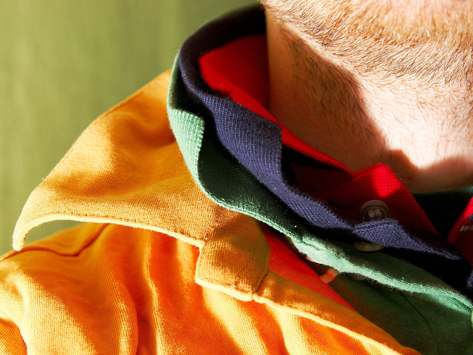 Fashion trends and accessories popular in 2005