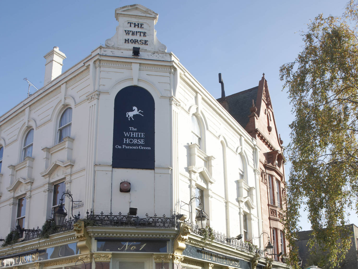 44 Best Pubs In London Back Open For Drinks