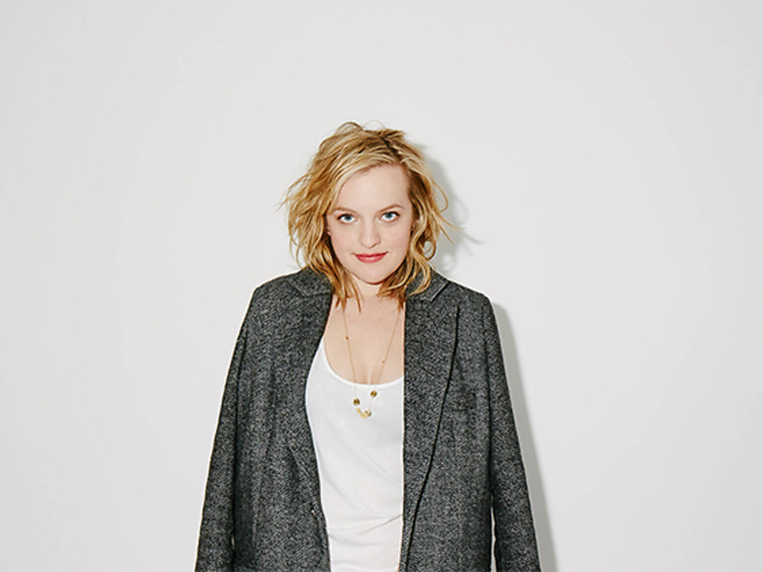 See behind-the-scenes photos of Elizabeth Moss’s Time Out New York ...