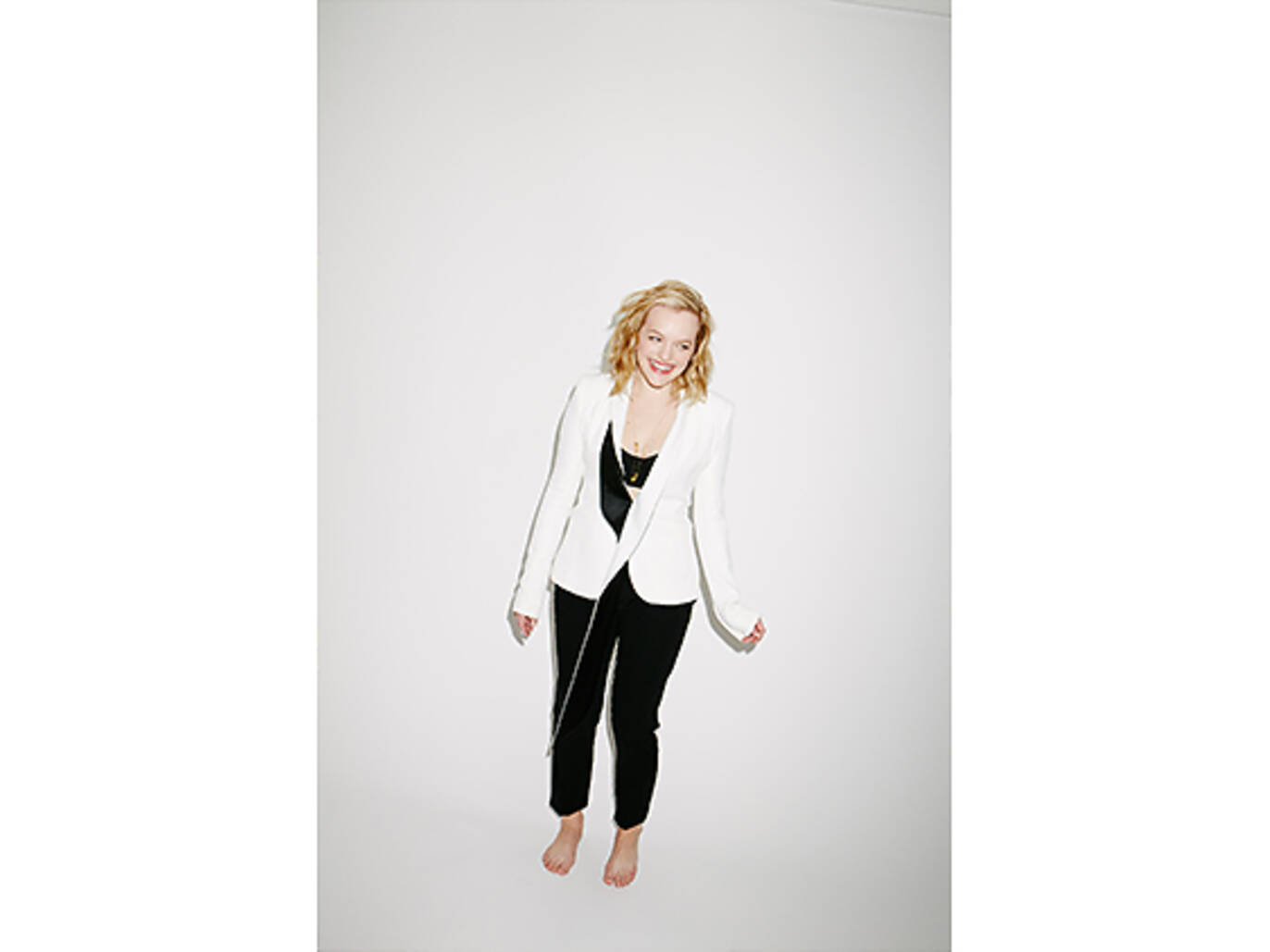 See behind-the-scenes photos of Elizabeth Moss’s Time Out New York ...