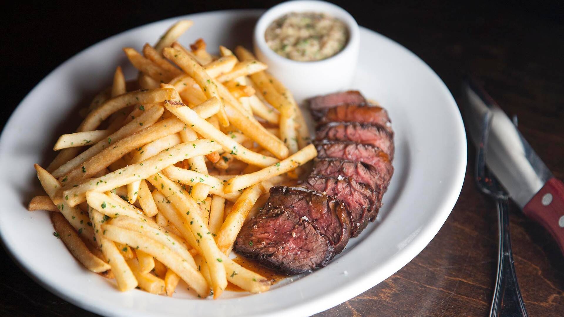 The best steak frites dishes in Los Angeles