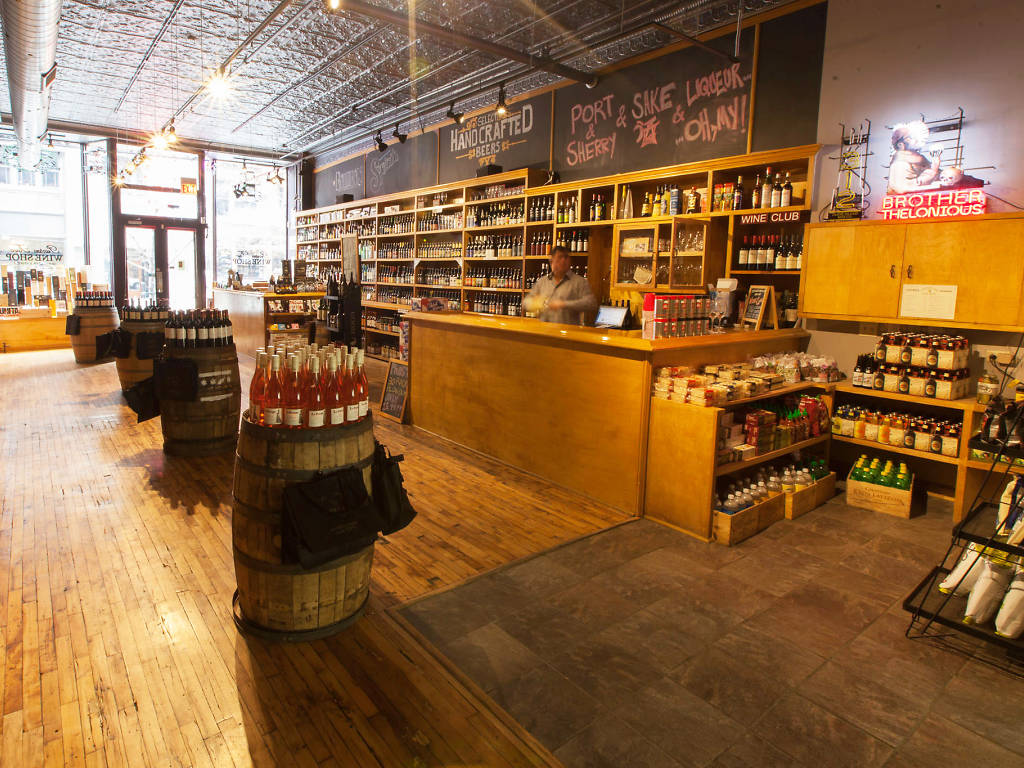 17 Best Wine Shops in Chicago for a Bottle of Red or White
