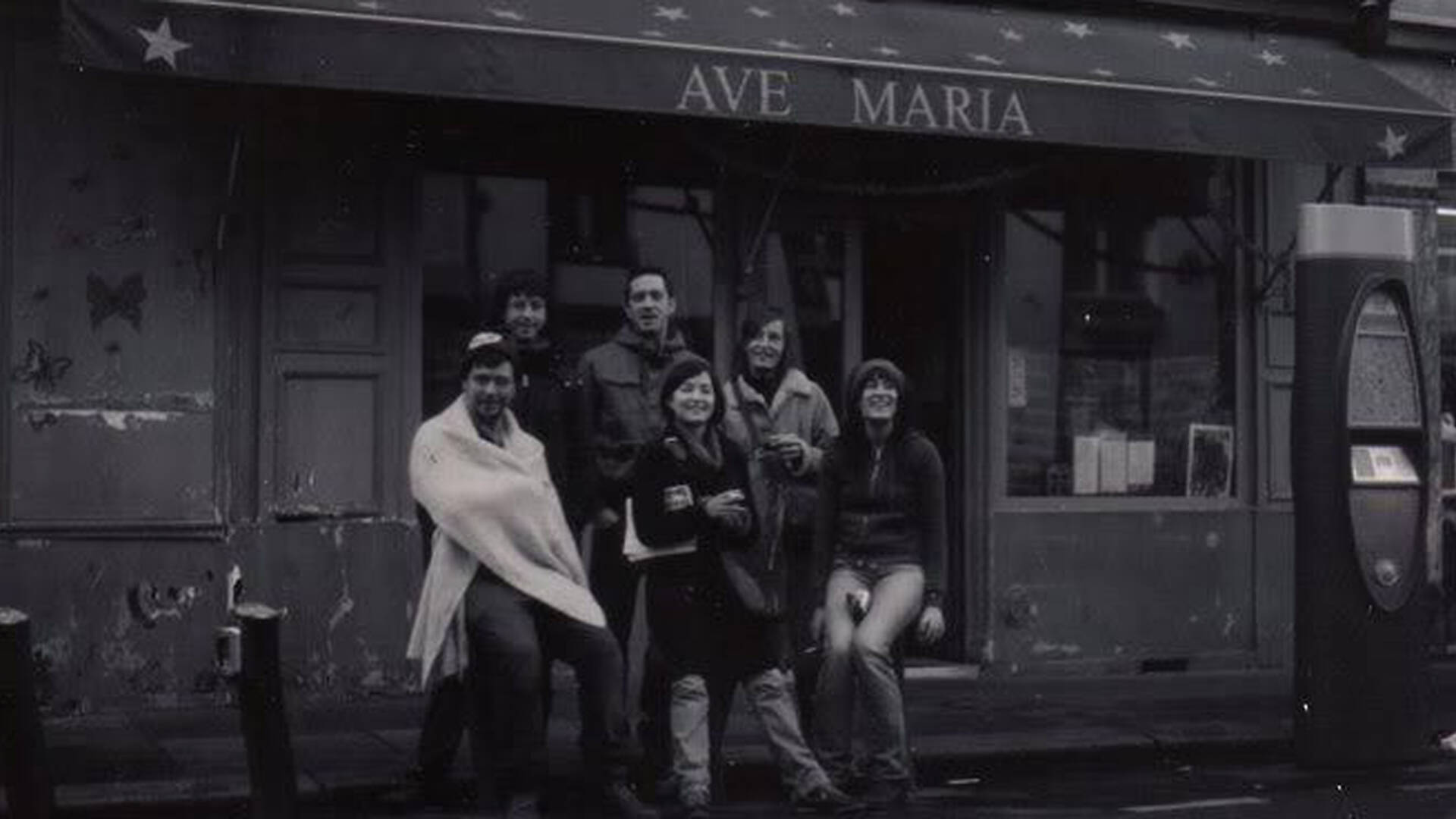 Ave Maria | Restaurants in Saint-Ambroise, Paris