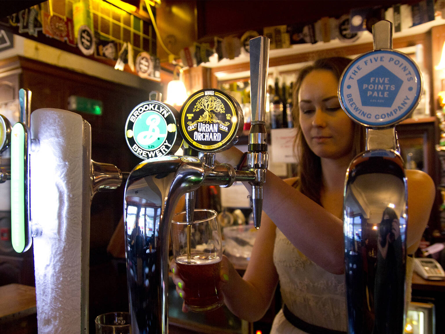 13 Best Pubs in Hackney For East London Boozing