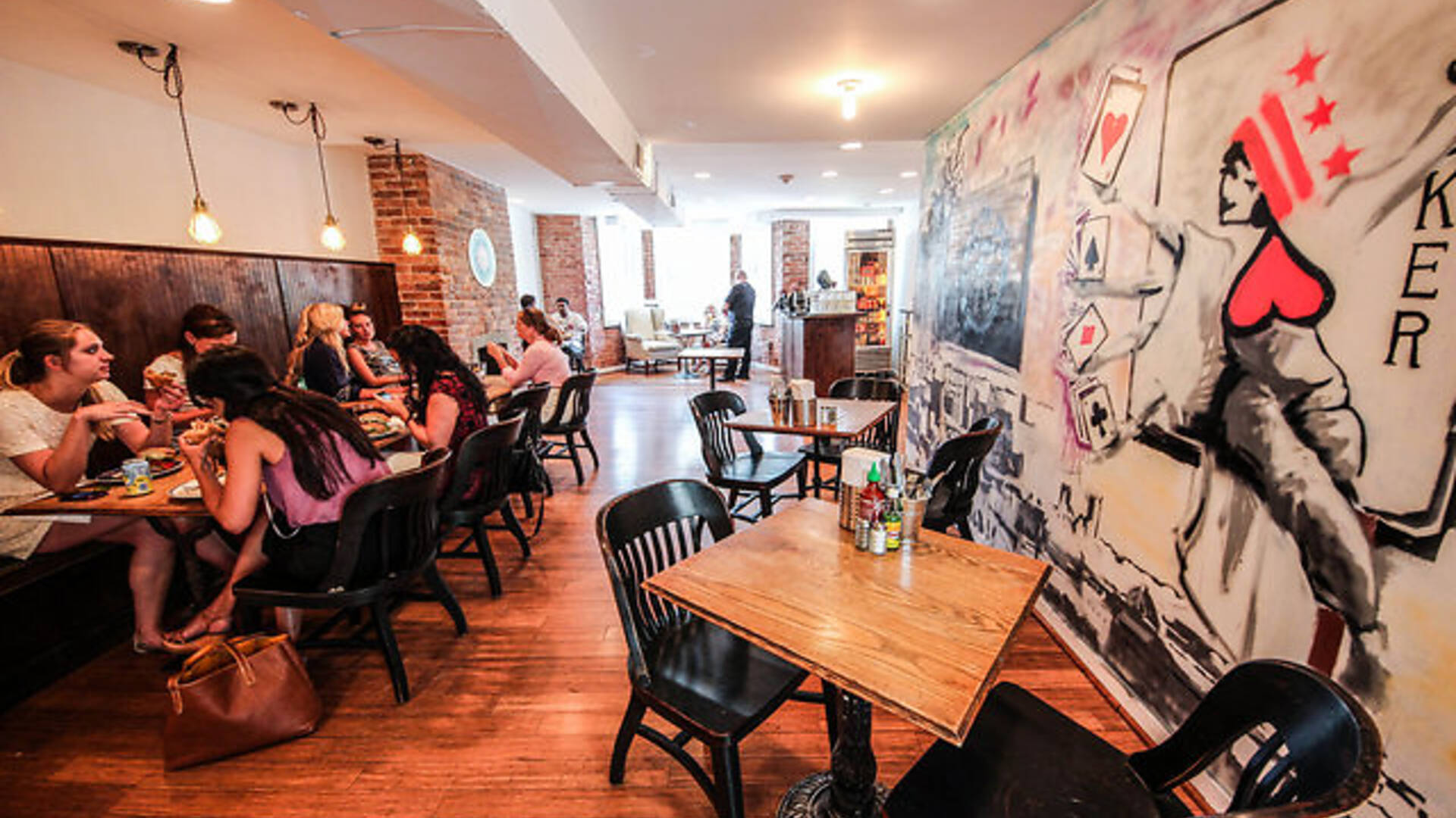 Duke's Grocery | Restaurants in Dupont Circle, Washington DC