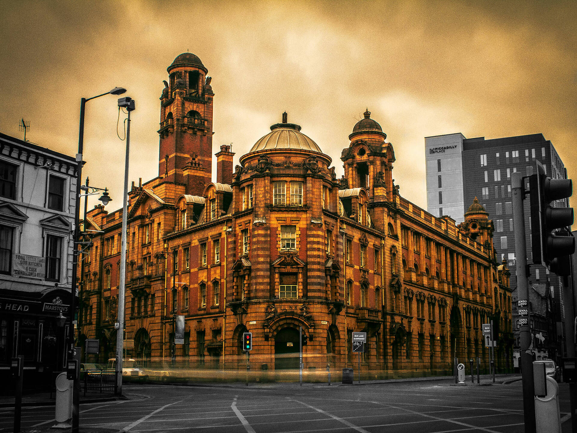 25 photographs of Manchester by Tom Quaye