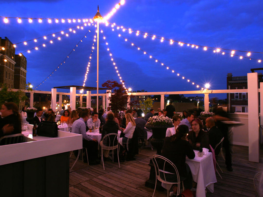 Best rooftop bars in Washington, DC for outdoor drinking