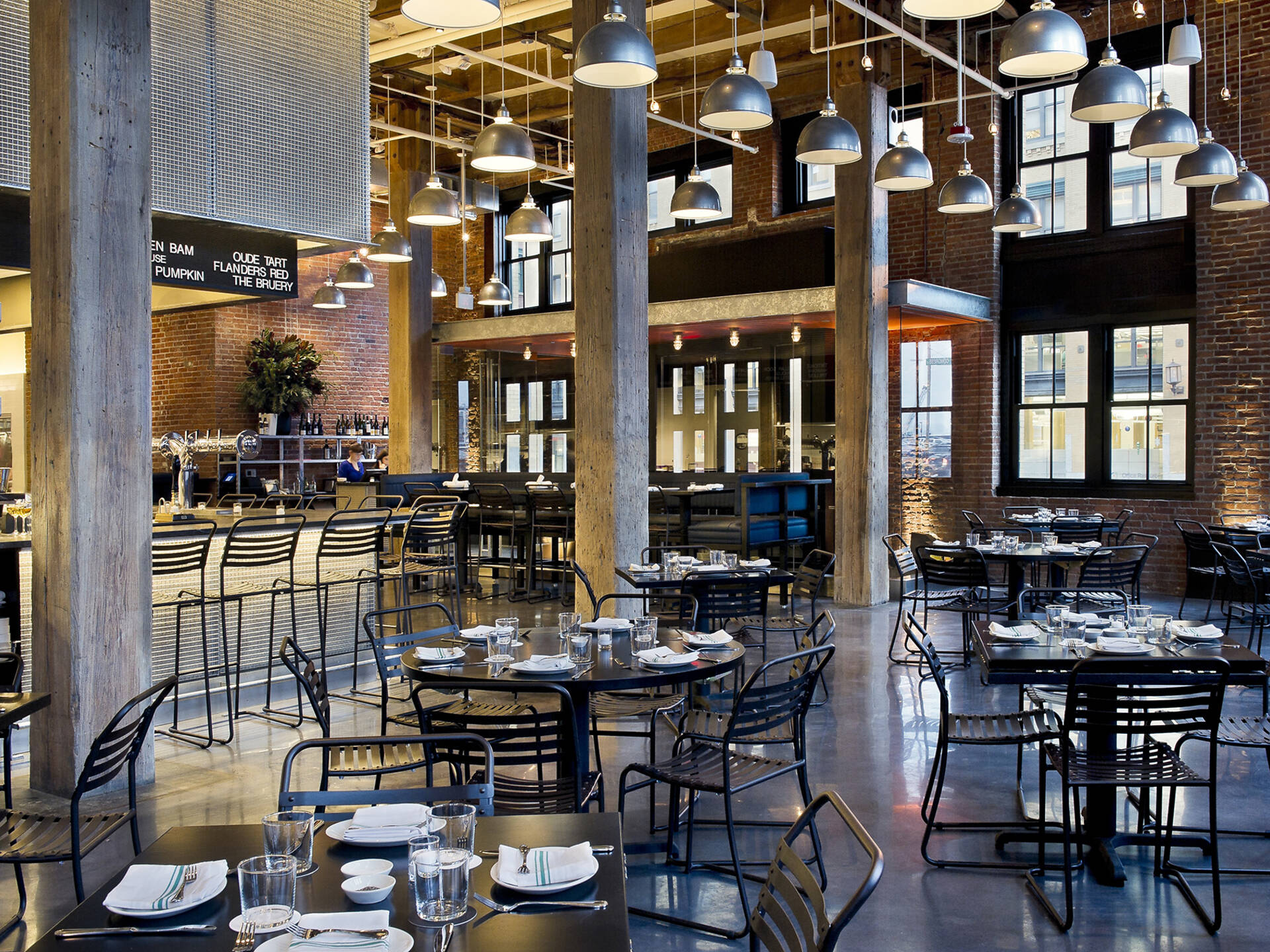 Best Beer Bars in Boston: 10 Hangouts with Local Craft Beers