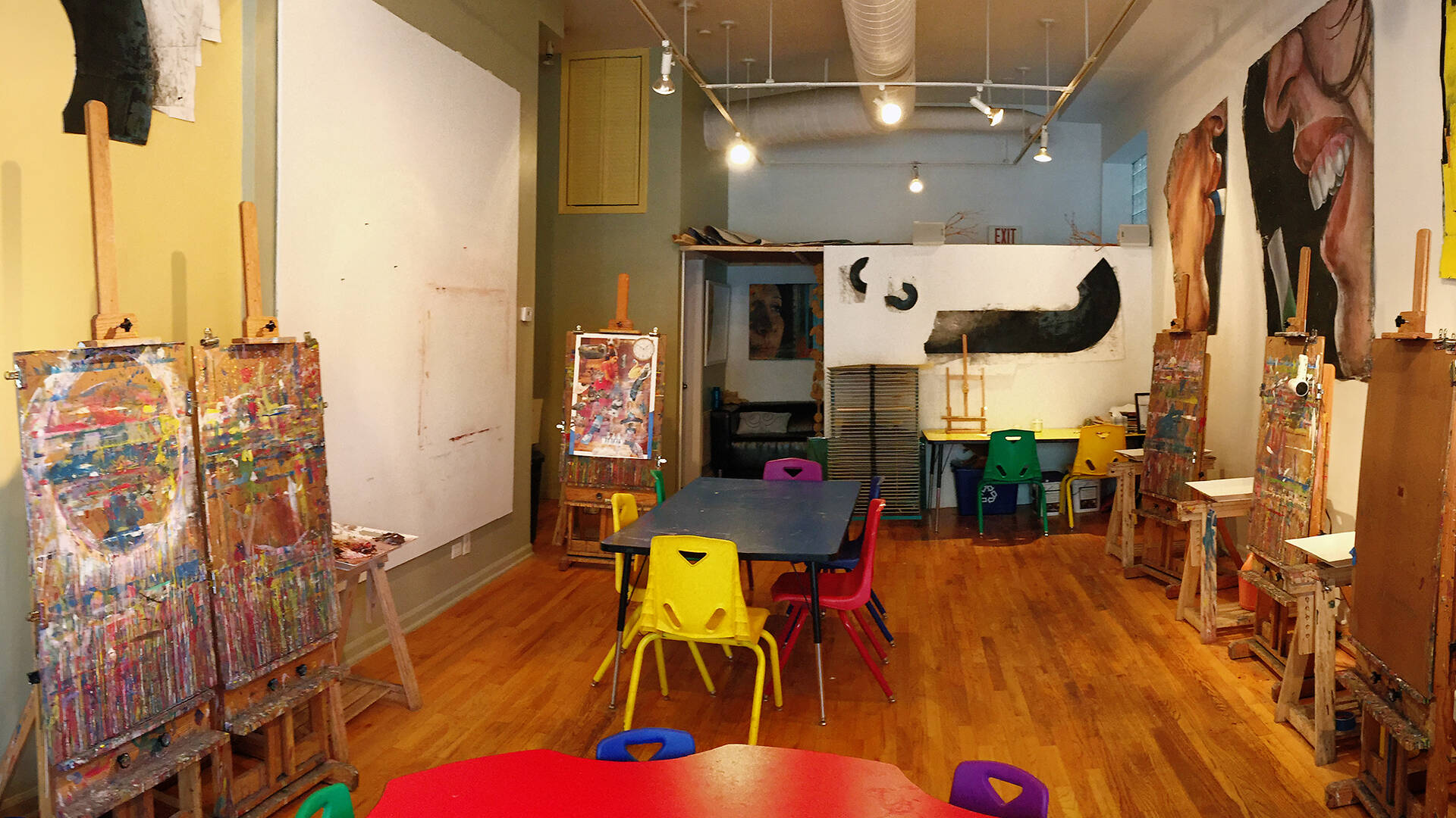Color Wheel Studio | Kids in Bucktown, Chicago