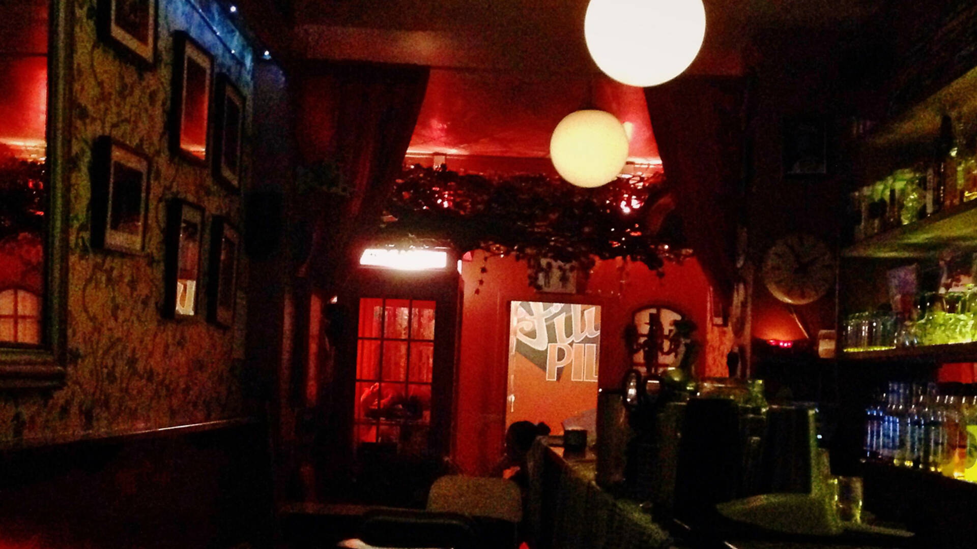 Pili Pili | Bars à Folie-Méricourt, Paris