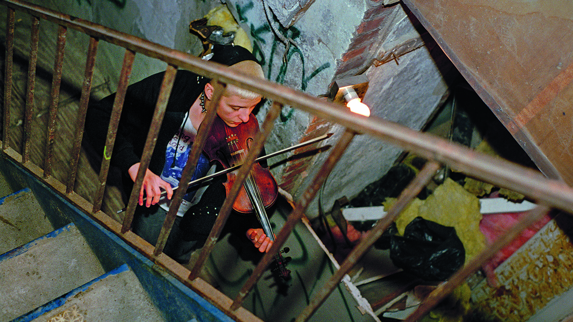 Classic photos of the ‘90s squatter population in Manhattan