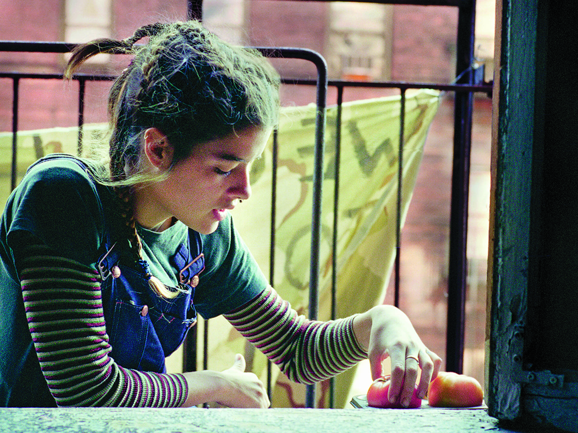 Classic photos of the ‘90s squatter population in Manhattan