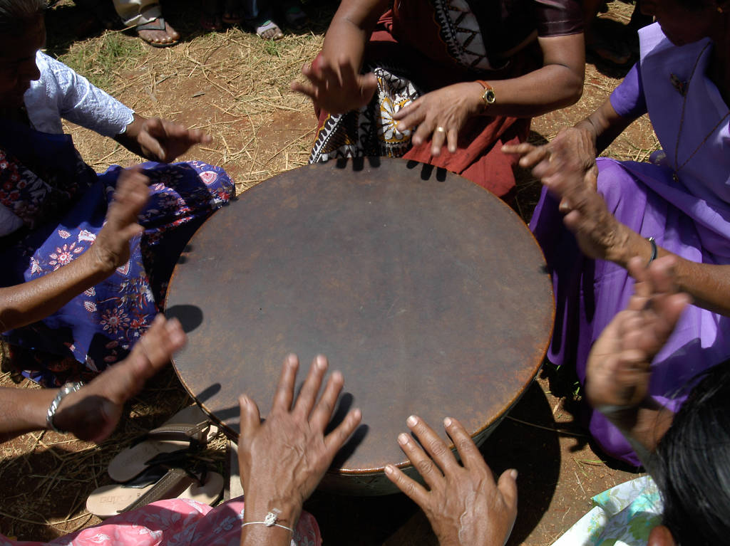 Welcoming the New Year (Avurudu) in Sri Lanka