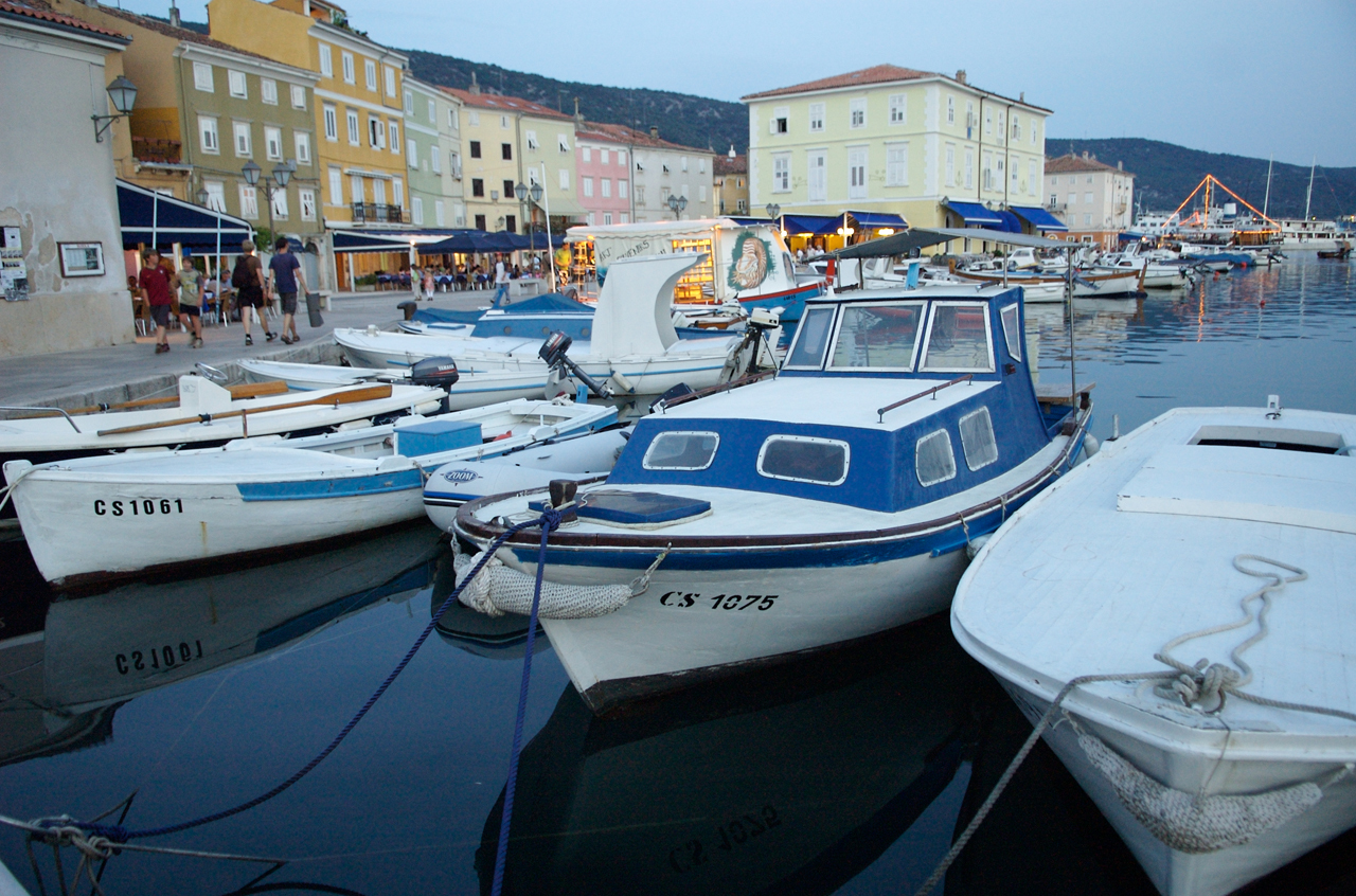 Cres Transport Guide: Getting There and Around on Cres | Things to do ...