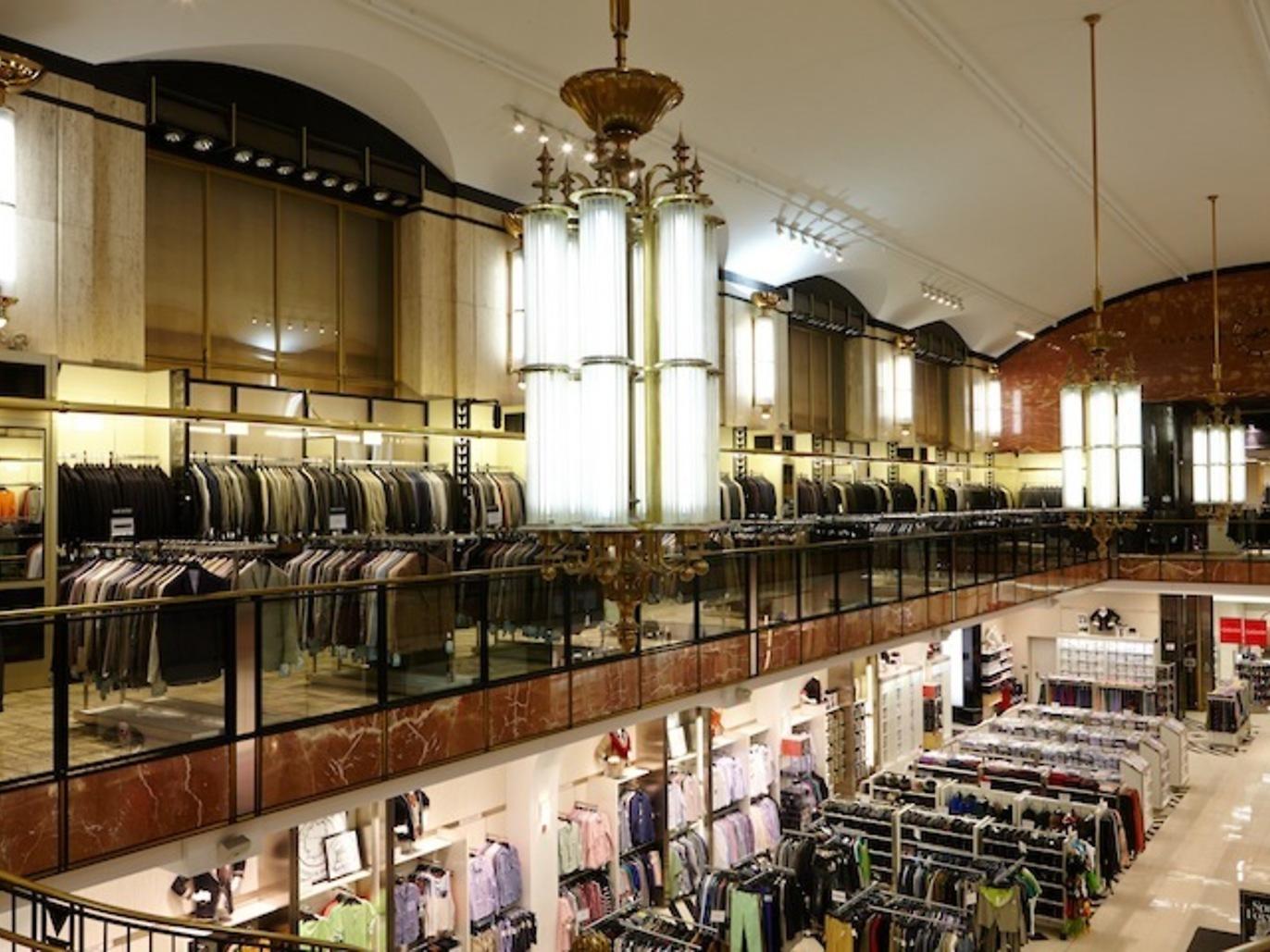 Your 24-hour itinerary: The Wallet Watcher