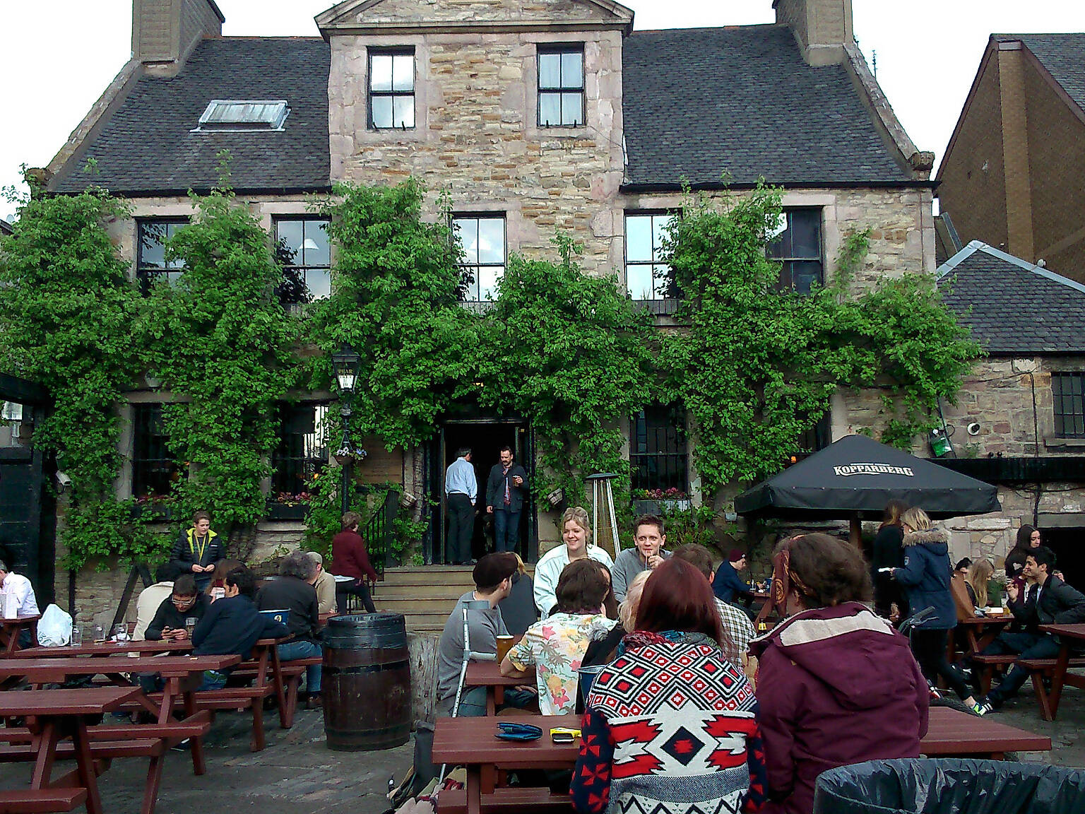12 Best Beer Gardens in Edinburgh