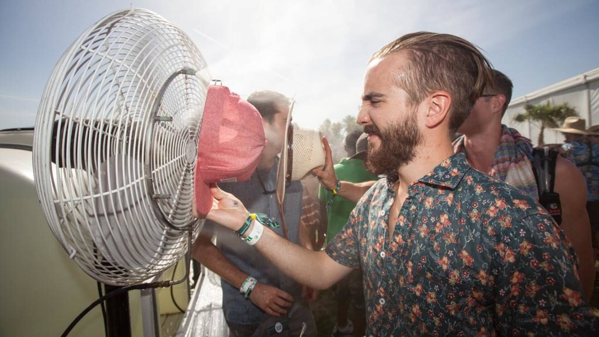 50 best crowd, band and style photos from Coachella 2015