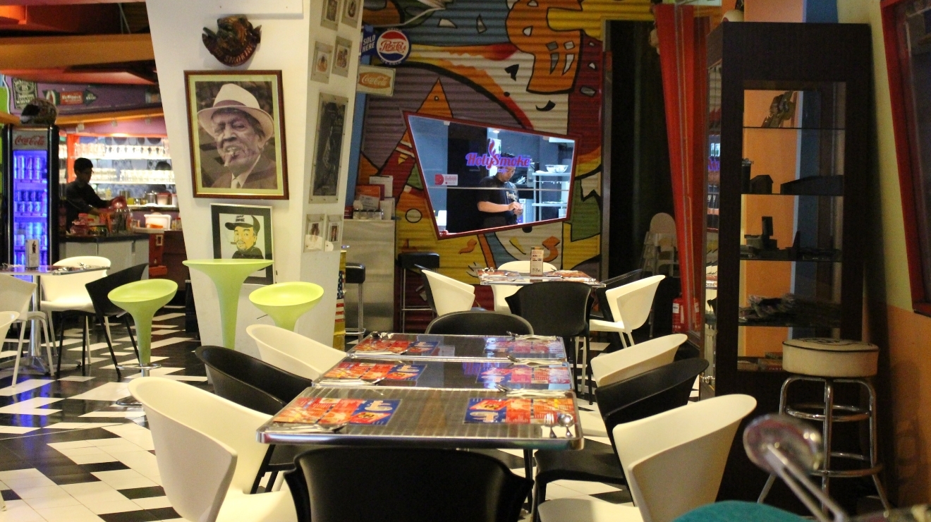 Holy Smoke Café | Restaurants in Shah Alam, Kuala Lumpur
