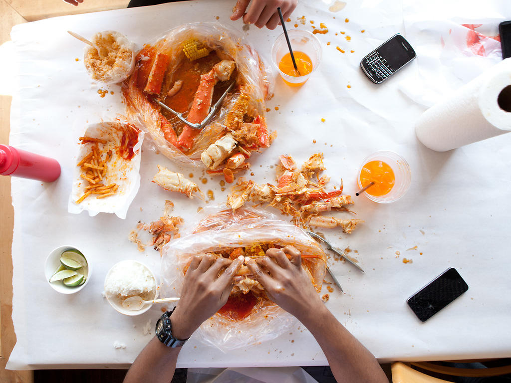 16 Best Seafood Restaurants in Chicago For Fish, Crab and Oysters